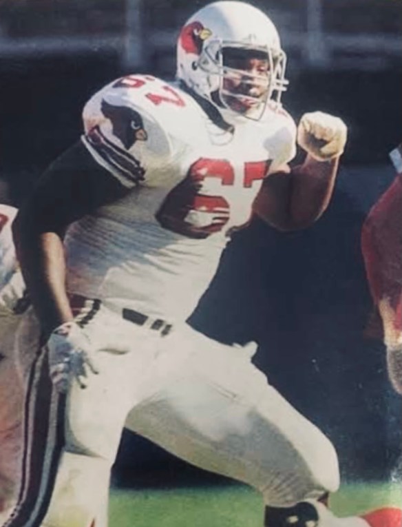 Luis Sharpe’s Bold Move: From Cardinals to Showboats | THE BIG RED ZONE